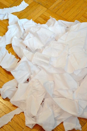 DIY Mummy costume, a simple tutorial from NellieBellie