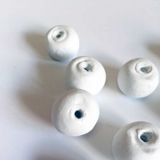 How to make Clay beads, a simple tutorial from NellieBellie