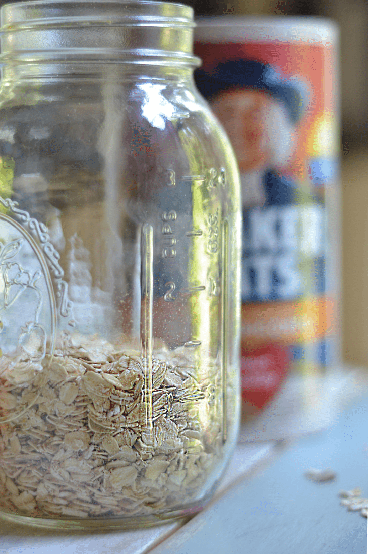 Maple Wild Rice Overnight Oats | How to make easy overnight oats in a jar