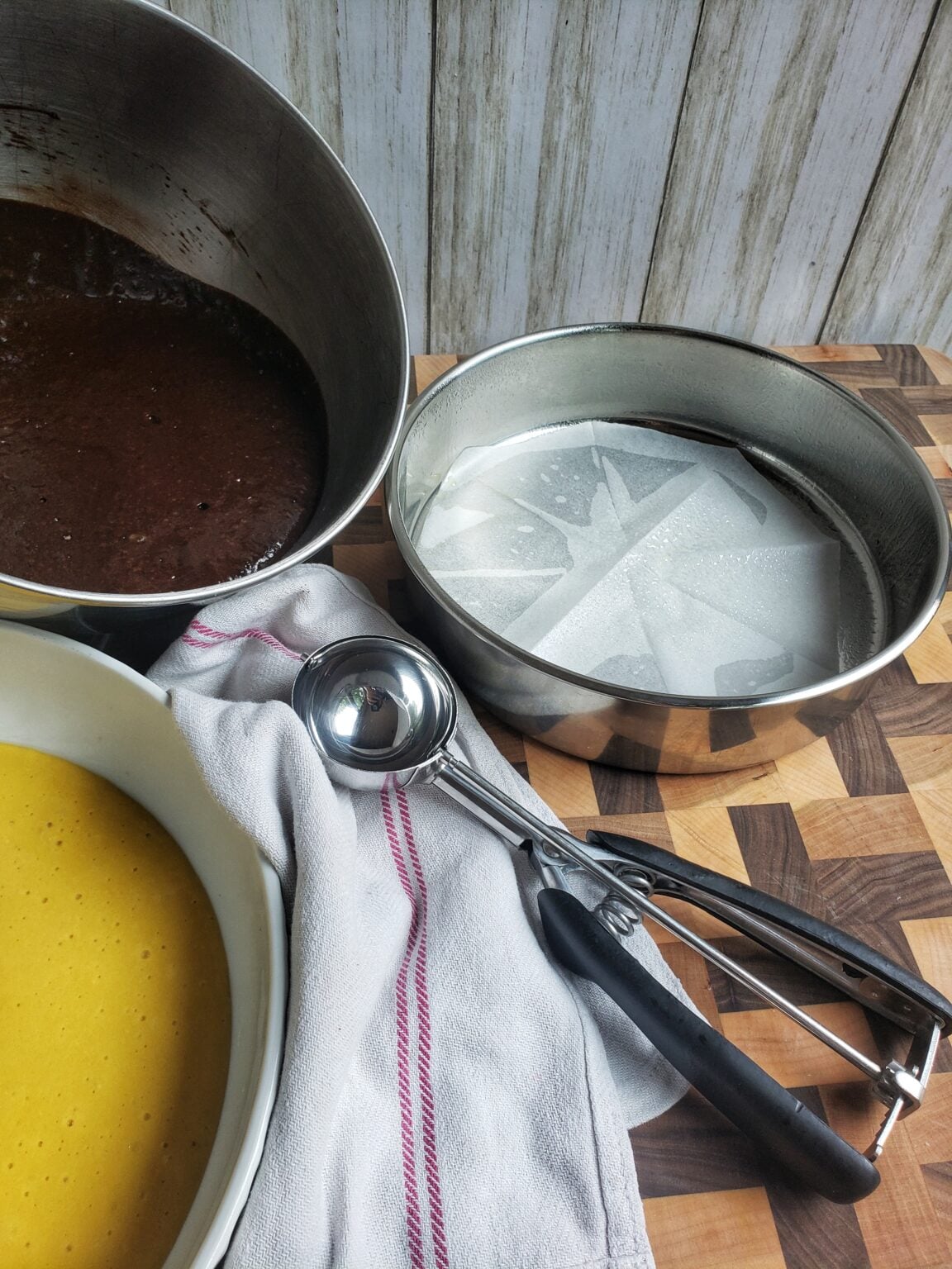 How to Make a Giraffe Cake: A Simple Step-By-Step Guide