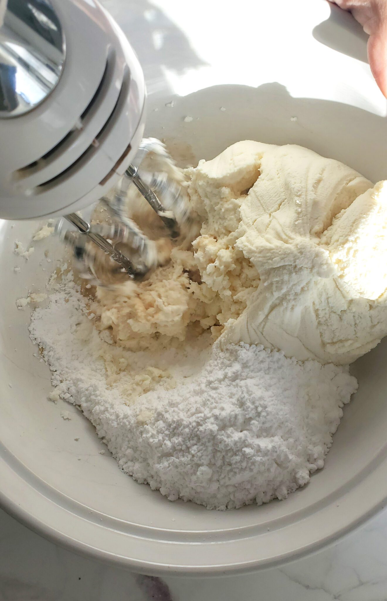 Best Cannoli Cream Recipe - Easy to Make! ⋆ NellieBellie