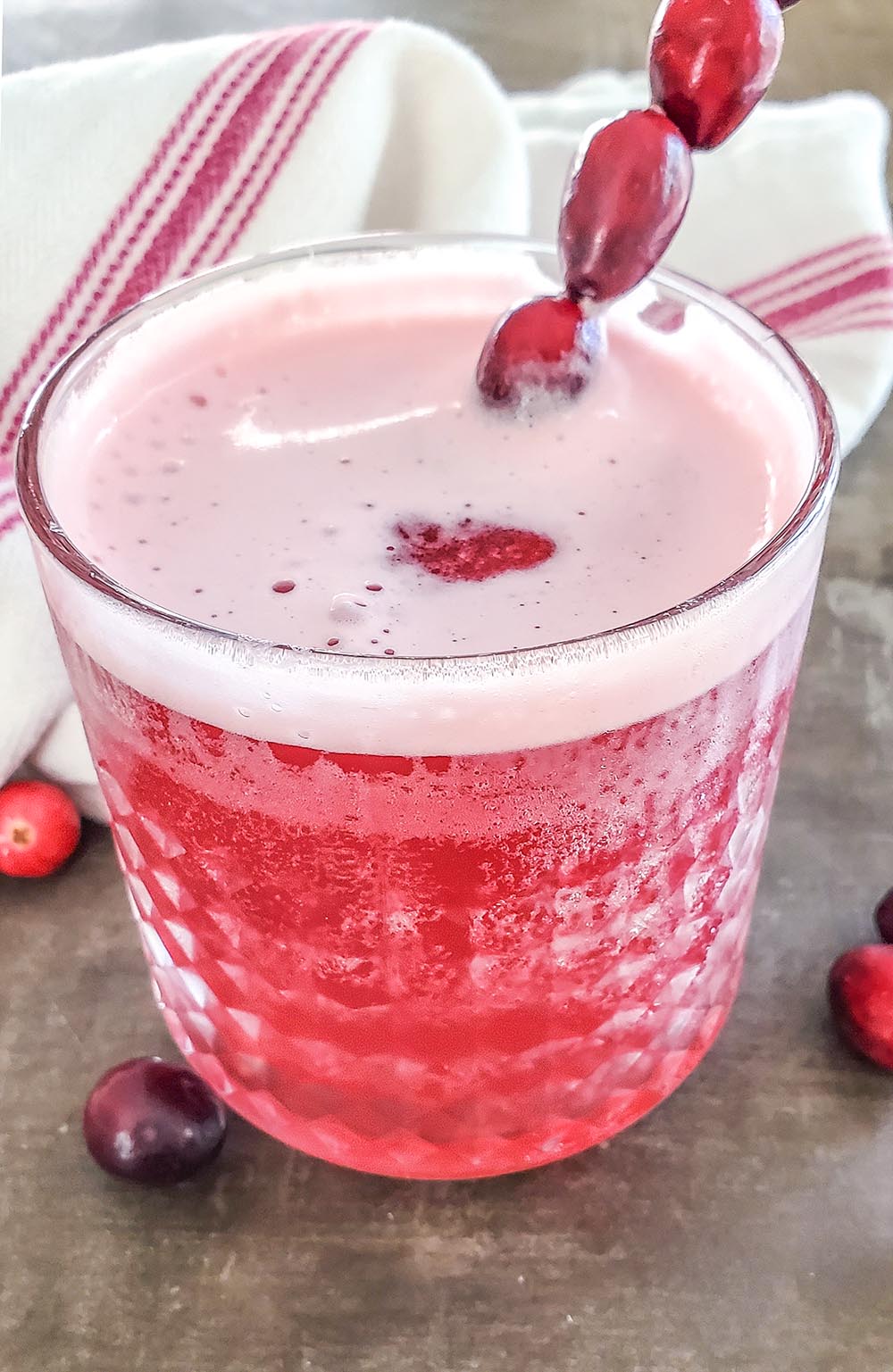 Cranberry Whiskey Sour ⋆ NellieBellie