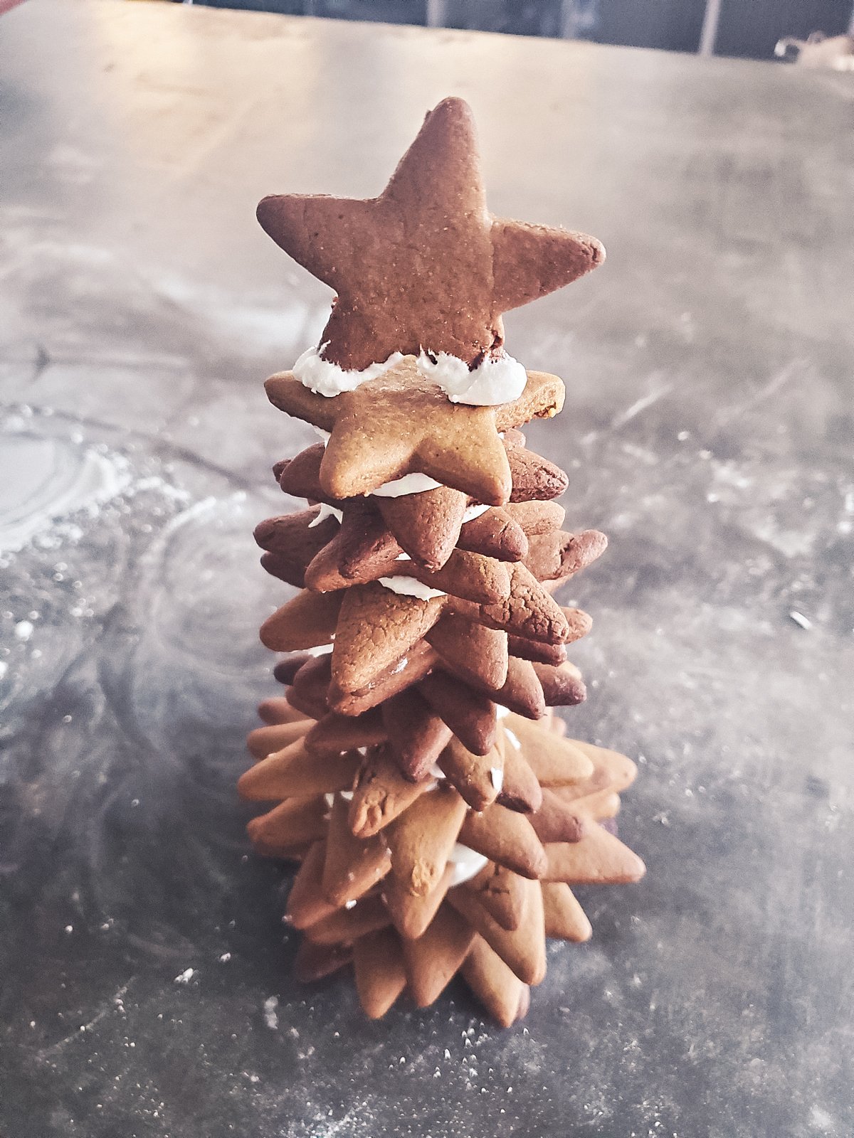 How to Make A Gingerbread Christmas Tree