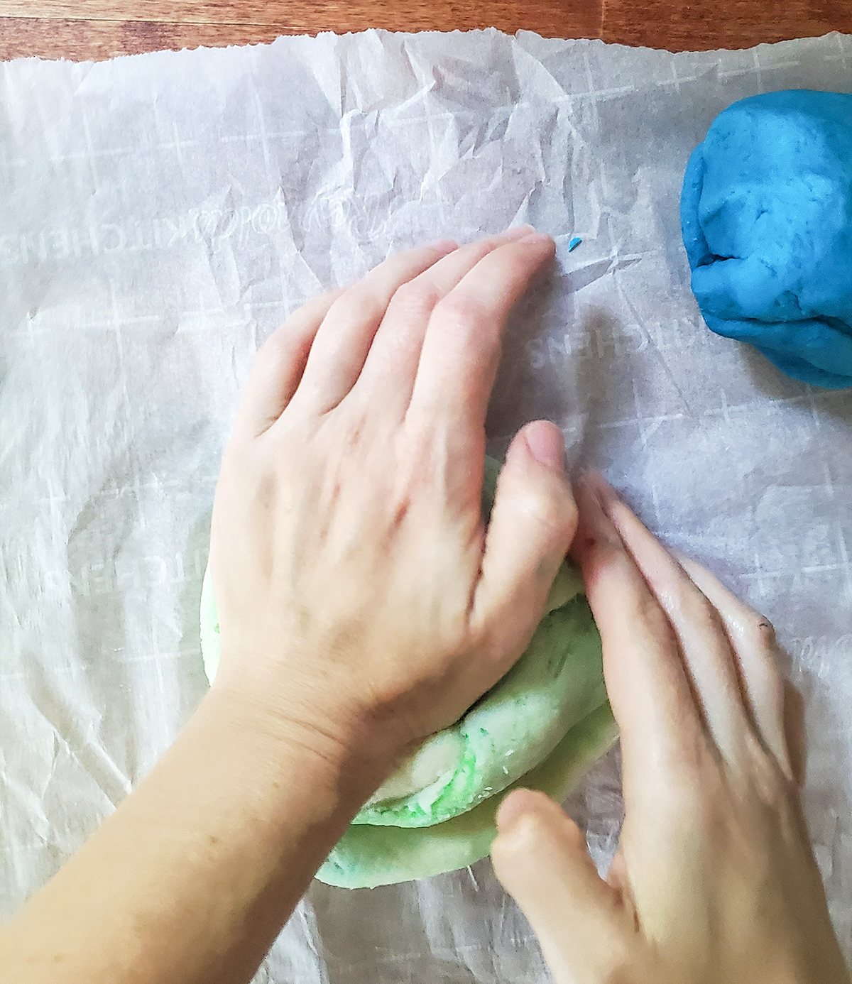 Homemade Play Dough Recipe | BEST recipe for soft, elastic play dough
