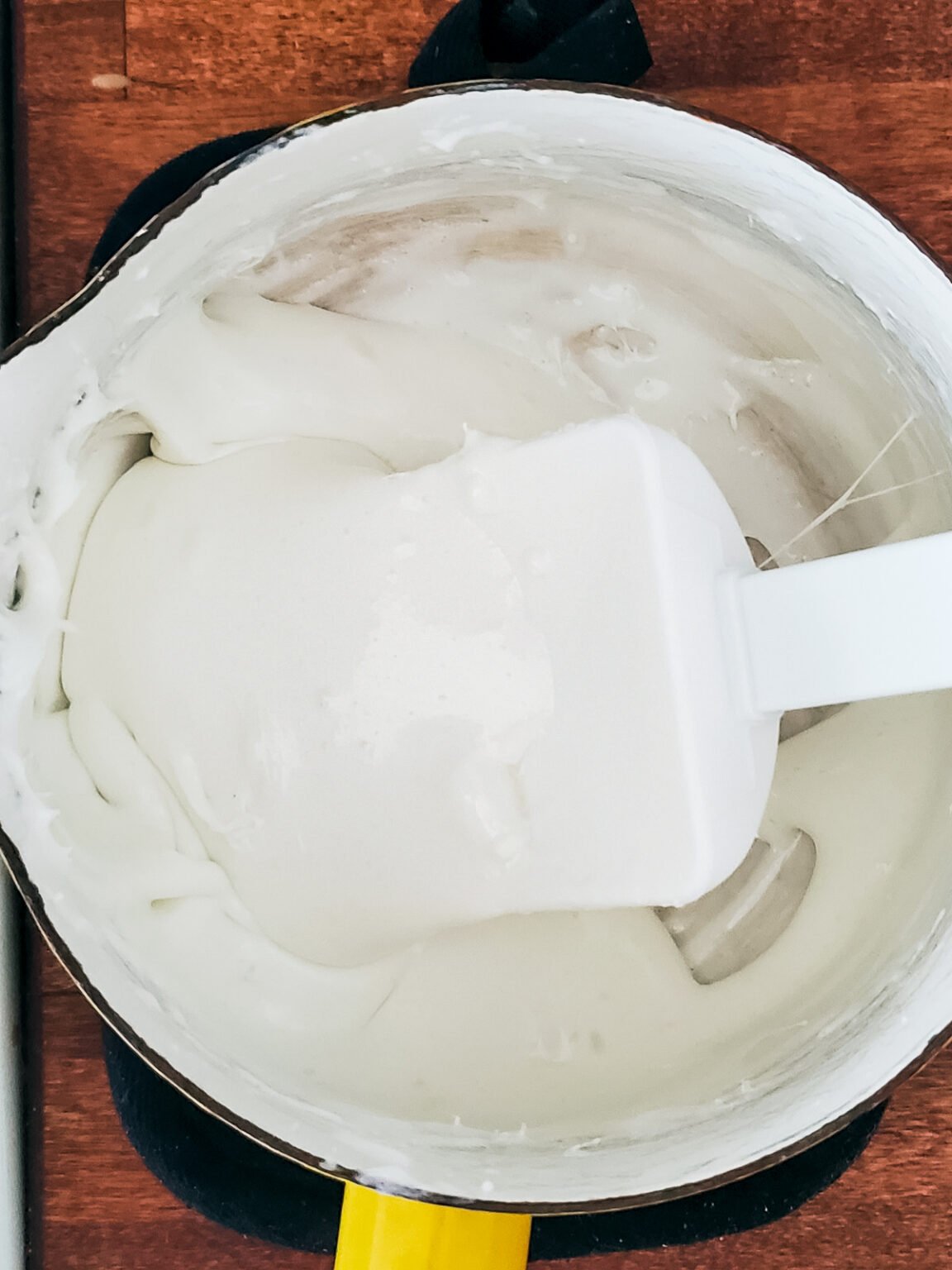Homemade Marshmallow Fluff Recipe (With or Without Corn Syrup)